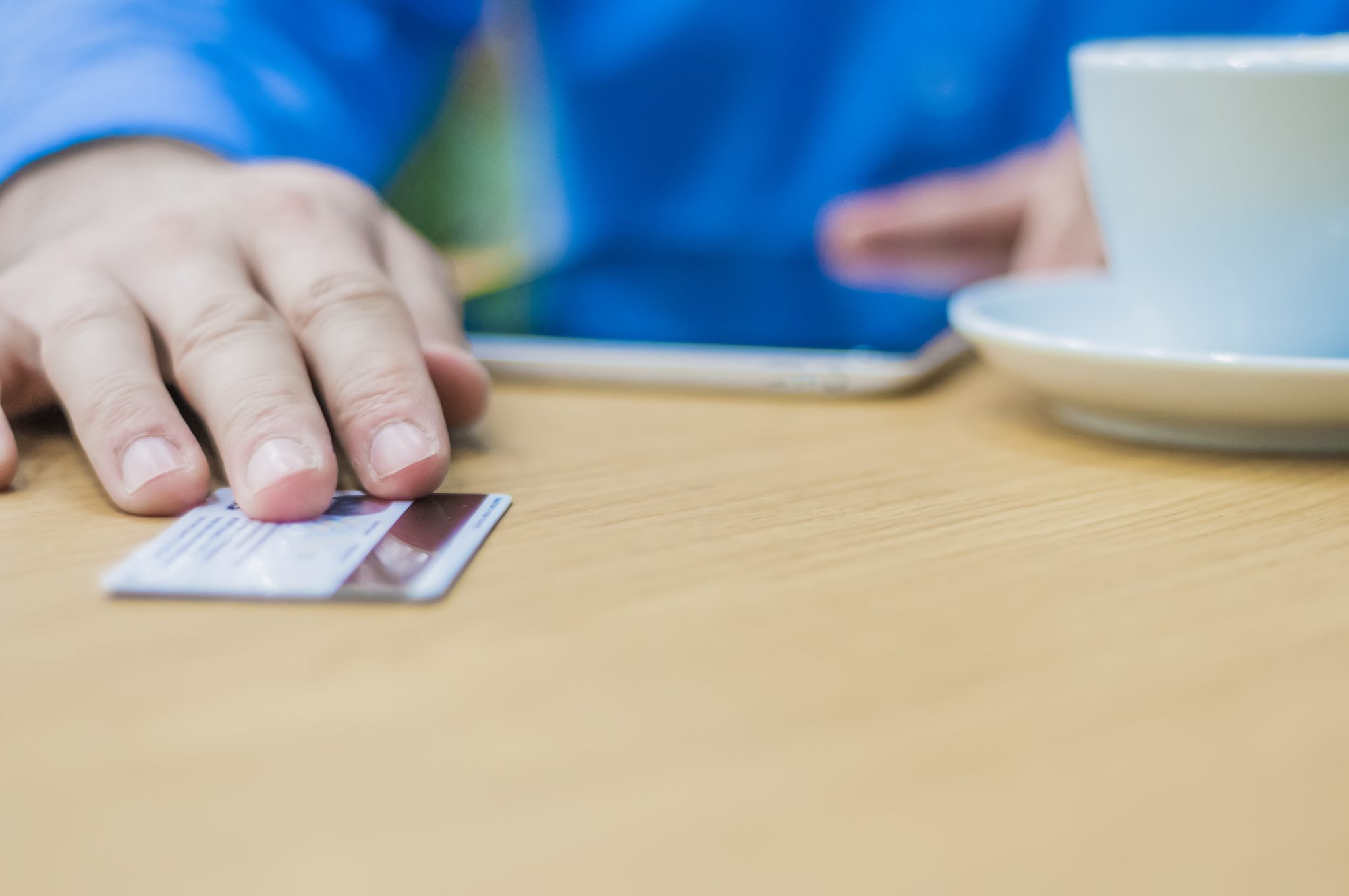 Manual Credit Card Processing: How to Charge a Card Manually | Vellis